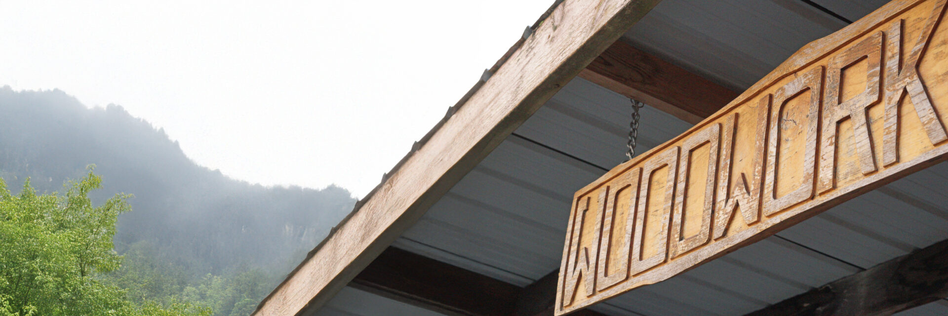 Custom Signs – Handcrafted Signs for Business & Home